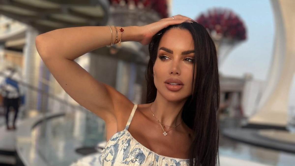 Majka Ive Grgurić se skinula u kupaći kostim | Scena TV