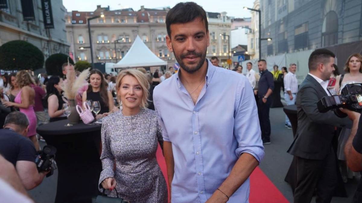 Anđelka Stević Žugić objavila prvu fotografiju s tajnog vjenčanja | Scena