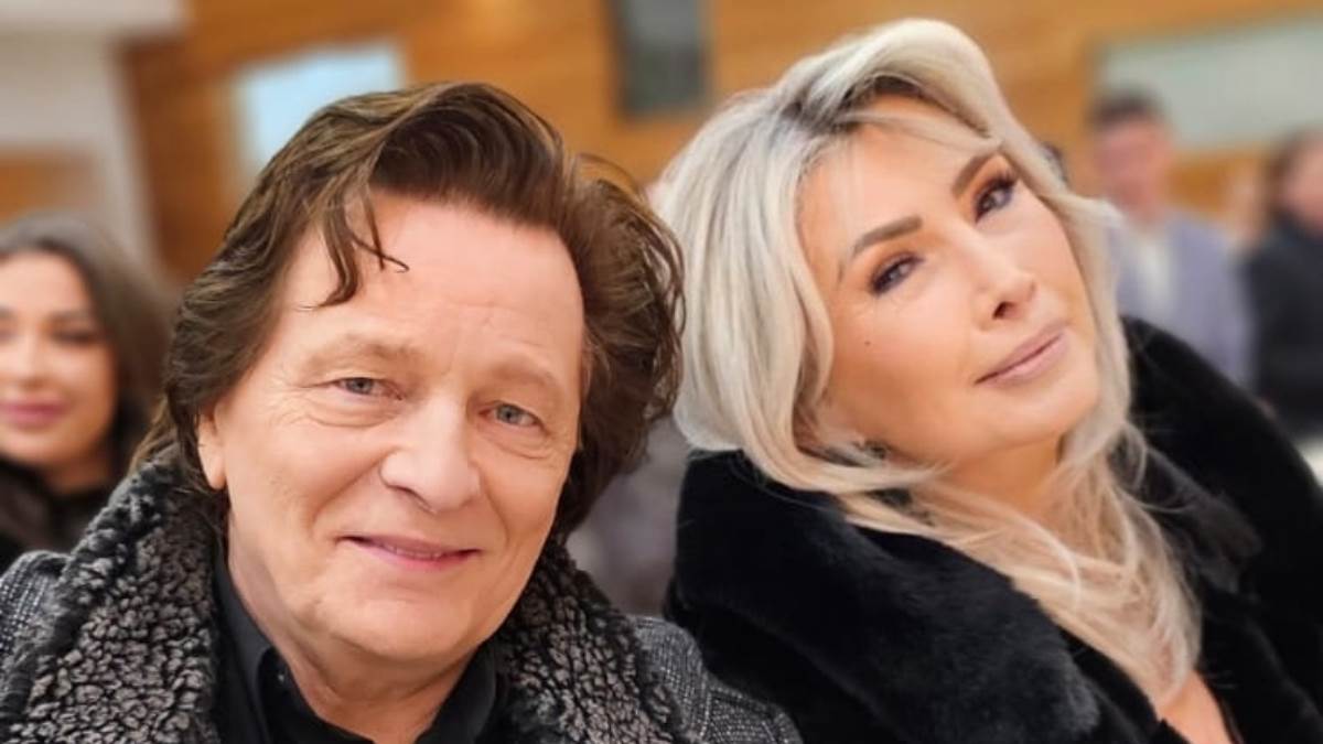 Daniel Popović na vjenčanju sina pozirao s bivšom i sadašnjom suprugom ...