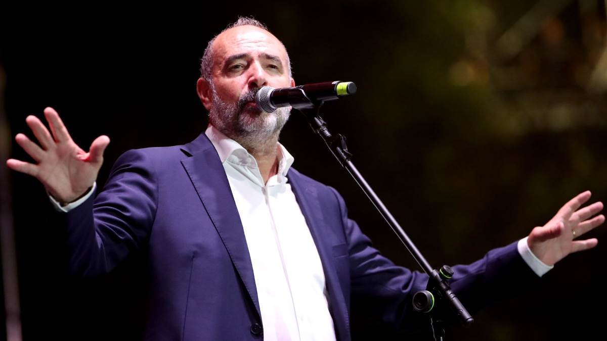 Dražen Zečić najavio koncert u Osijeku | Scena