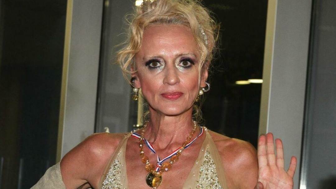 Kako izgleda suprug Bebi Dol? | Scena