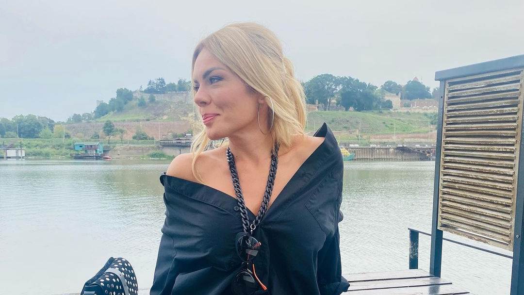 Kako danas izgleda glumica kojoj je zaručnik pucao u glavu? | Scena