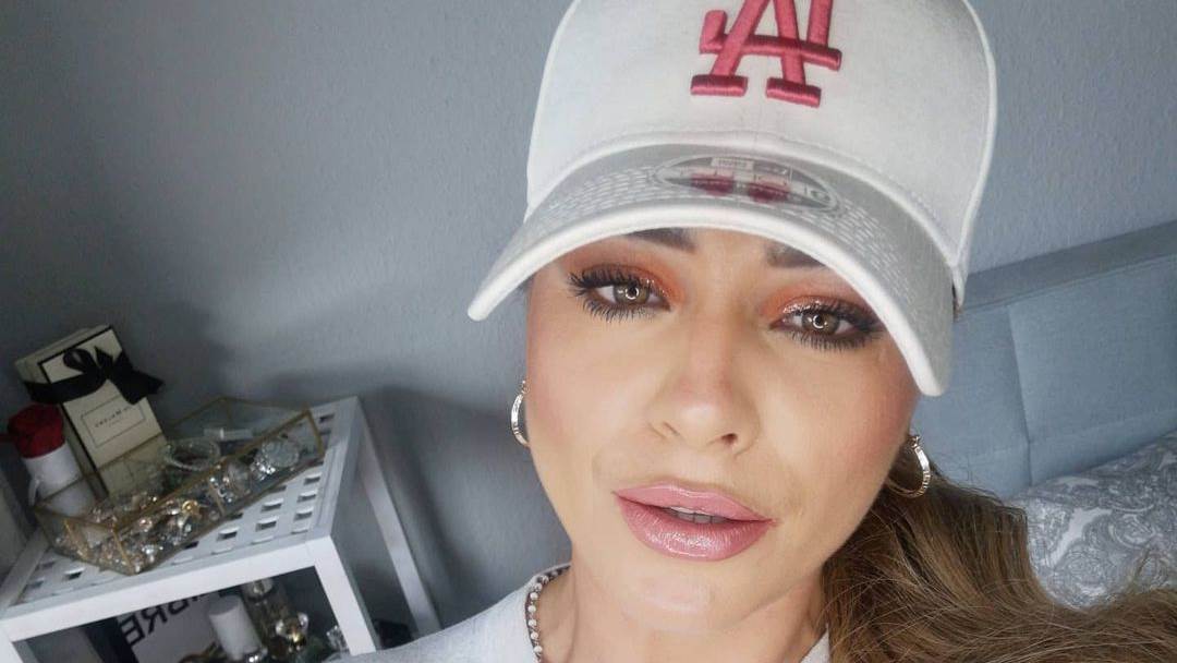 Tanja Jovanović iz Big Brothera pozirala u krilu muškarca prije 17 godina | Scena