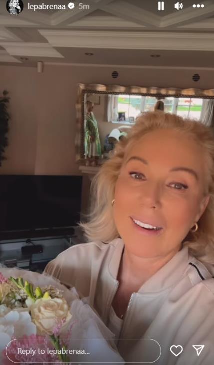 Lepa Brena je rođena prije 63 godine | Scena